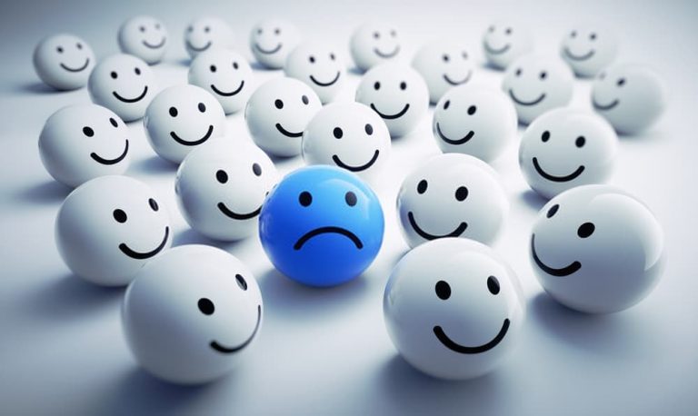 Fobia a las multitudes: qué es y cómo superarla | ATiempo Adicciones